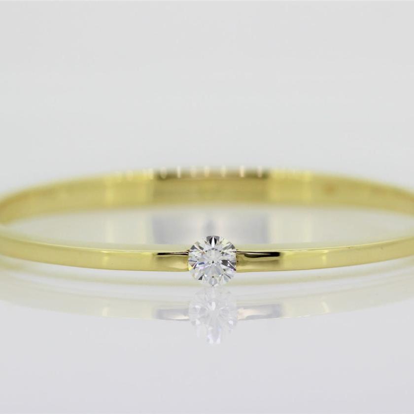 18ct Yellow Gold Diamond Solitaire Bangle [9-80] - $0 : Birkbecks ...